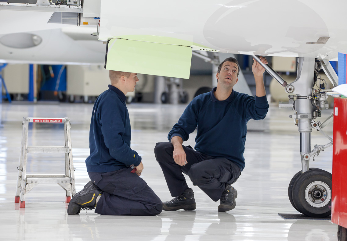 EASA Part 66 B1/B2/C type rated engineer - Rijnmond Air Services BV